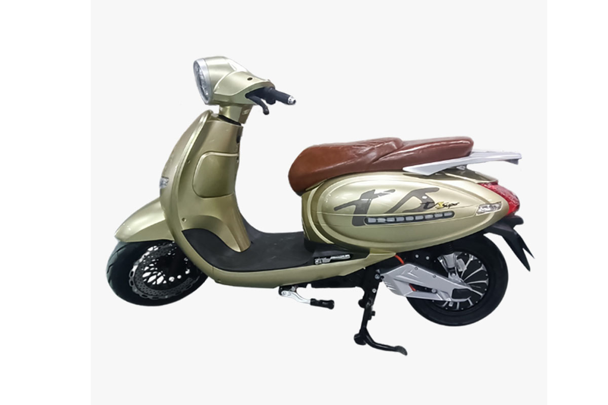 Uwinfly T5: Motor Listrik Model Vespa Buatan Indonesia Cocok untuk ...
