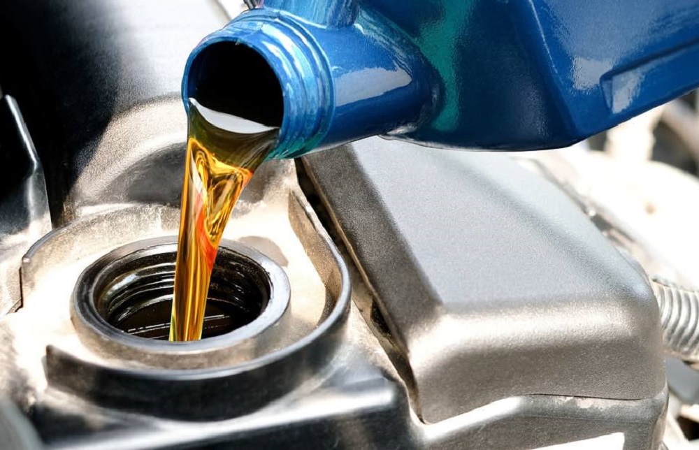 Rekomendasi Oli Sintetis Terbaik untuk Motor Matic: Harga Lebih Mahal ...