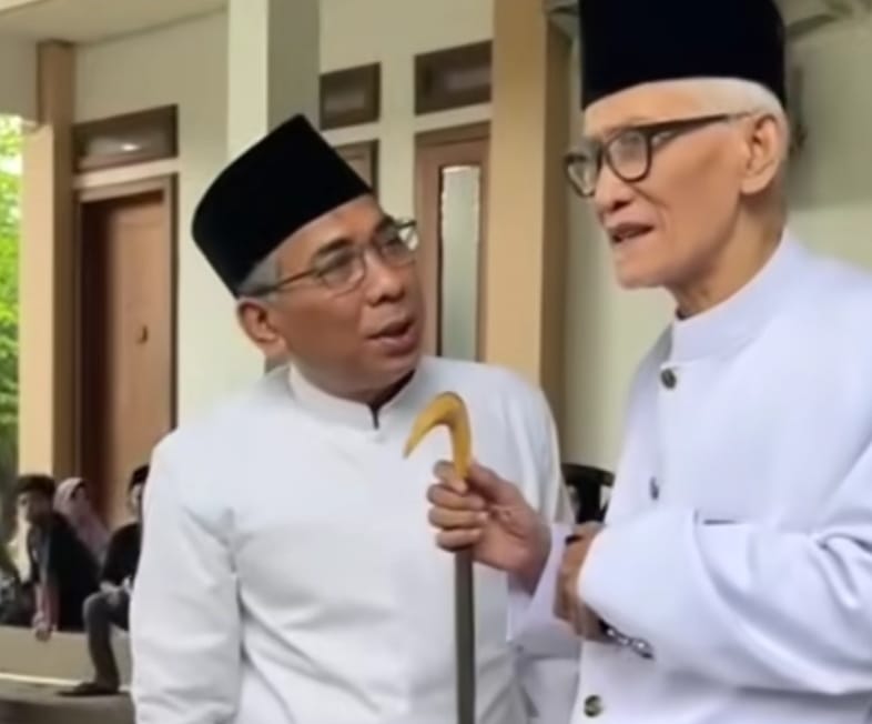 KH Miftachul Akhyar dan Gus Yahya Islah, Akankah Muktamar Ke-35 NU ...