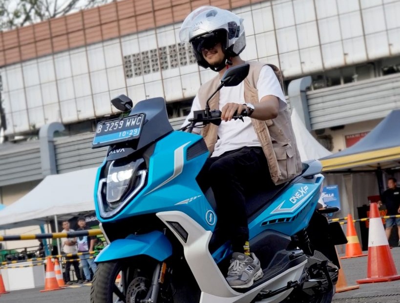 Motor Listrik Alva One XP Tawarkan Desain Futuristik, Harga Rp 38 Jutaan